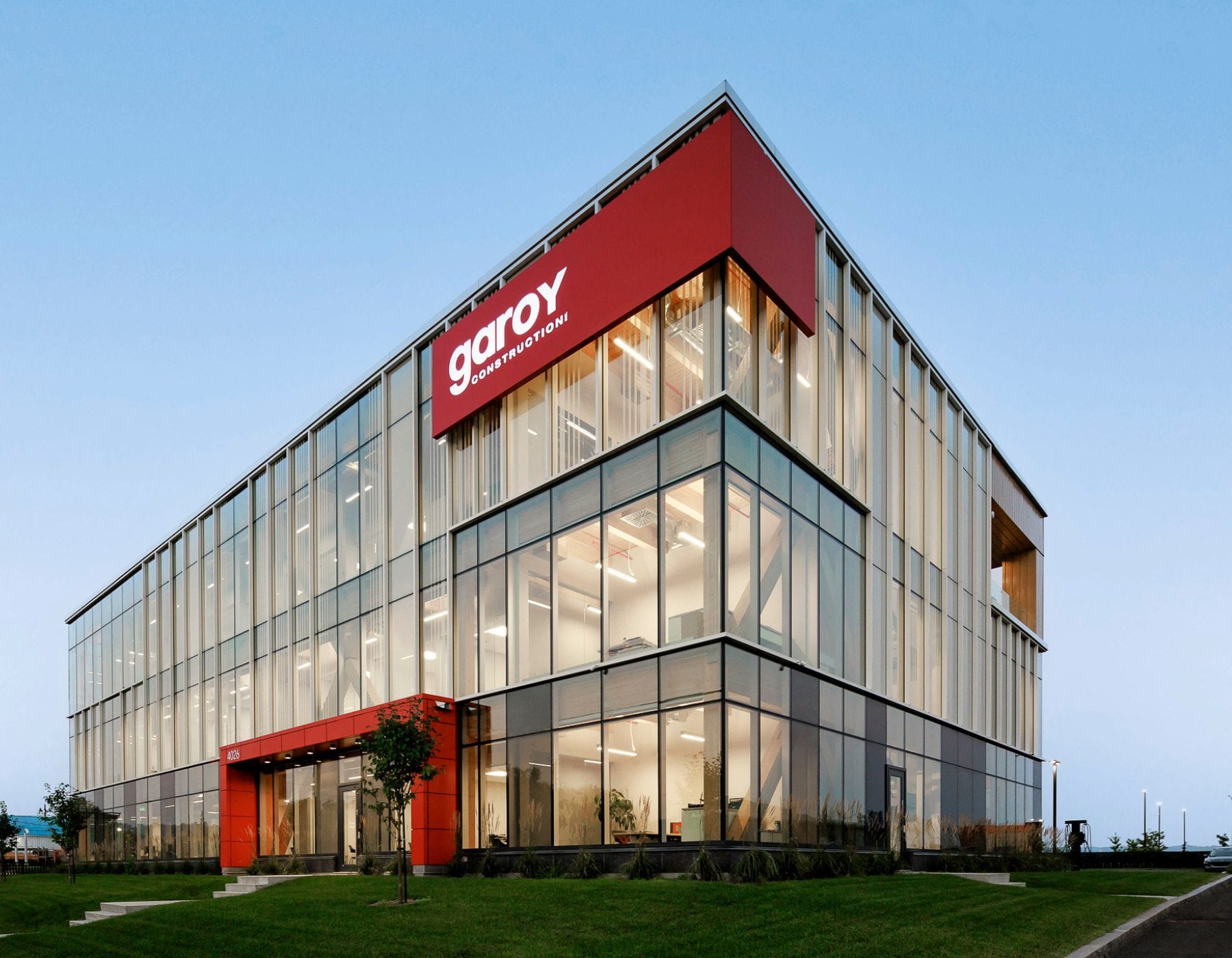 Garoy head office - Art Massif